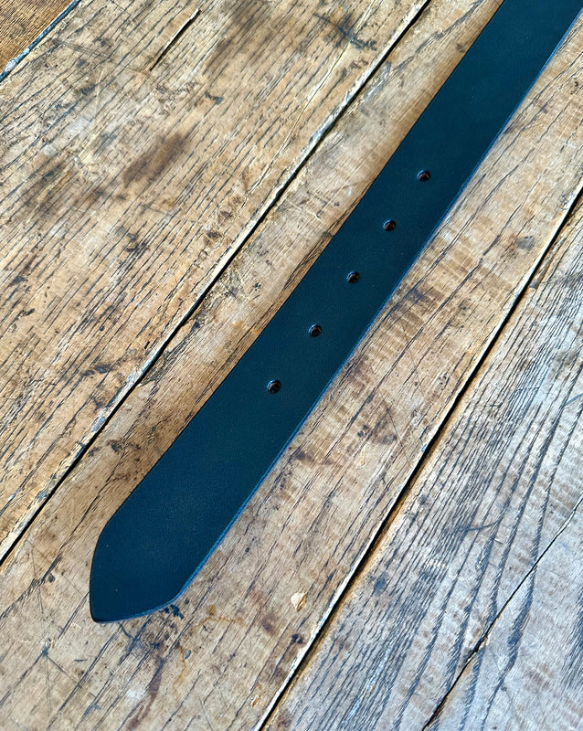 Full Grain Harness Leather Belt | ARTIFACT | Made in USA